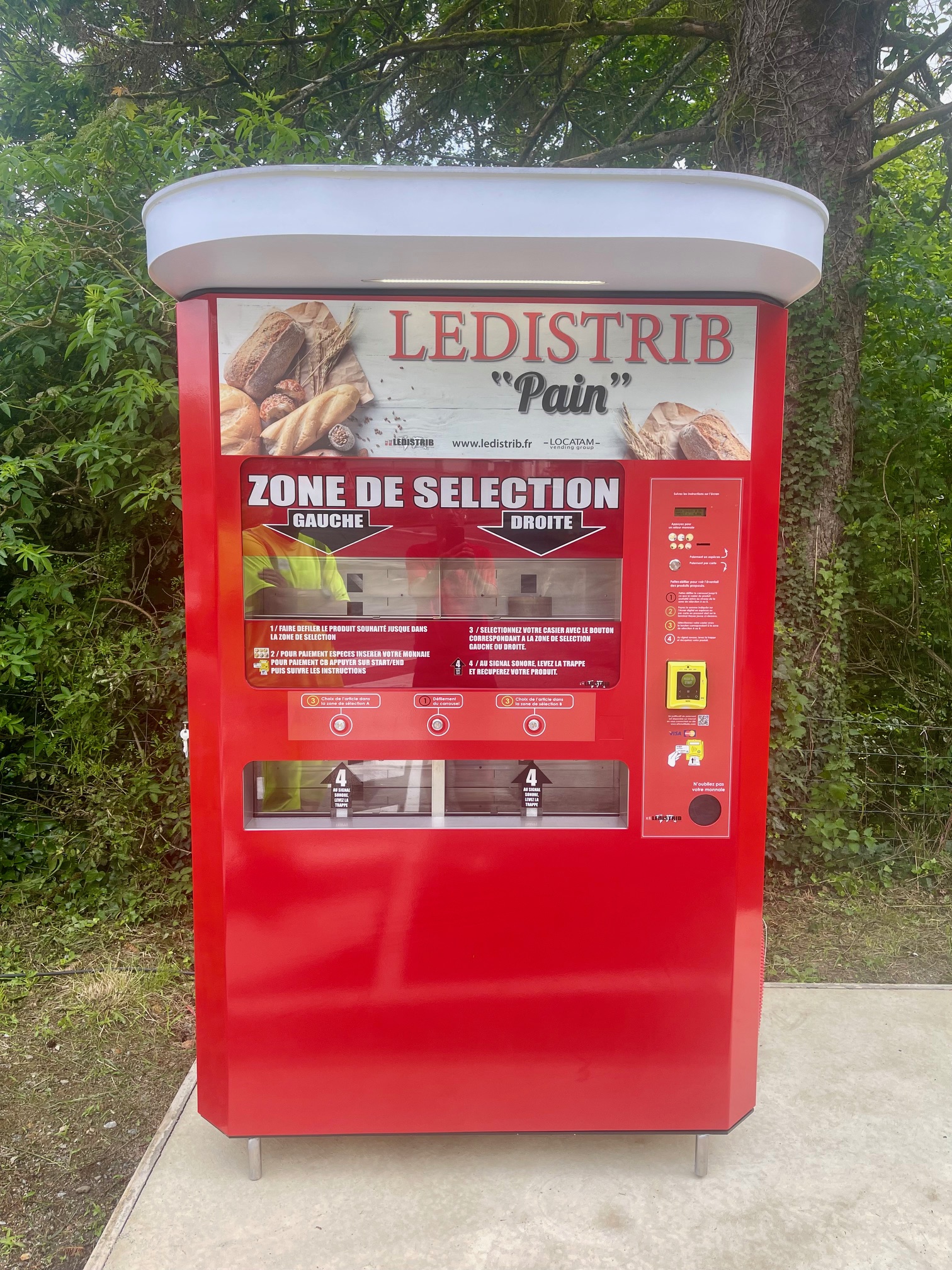 Livraison et installation d'un distributeur automatique de pain à Saint ...